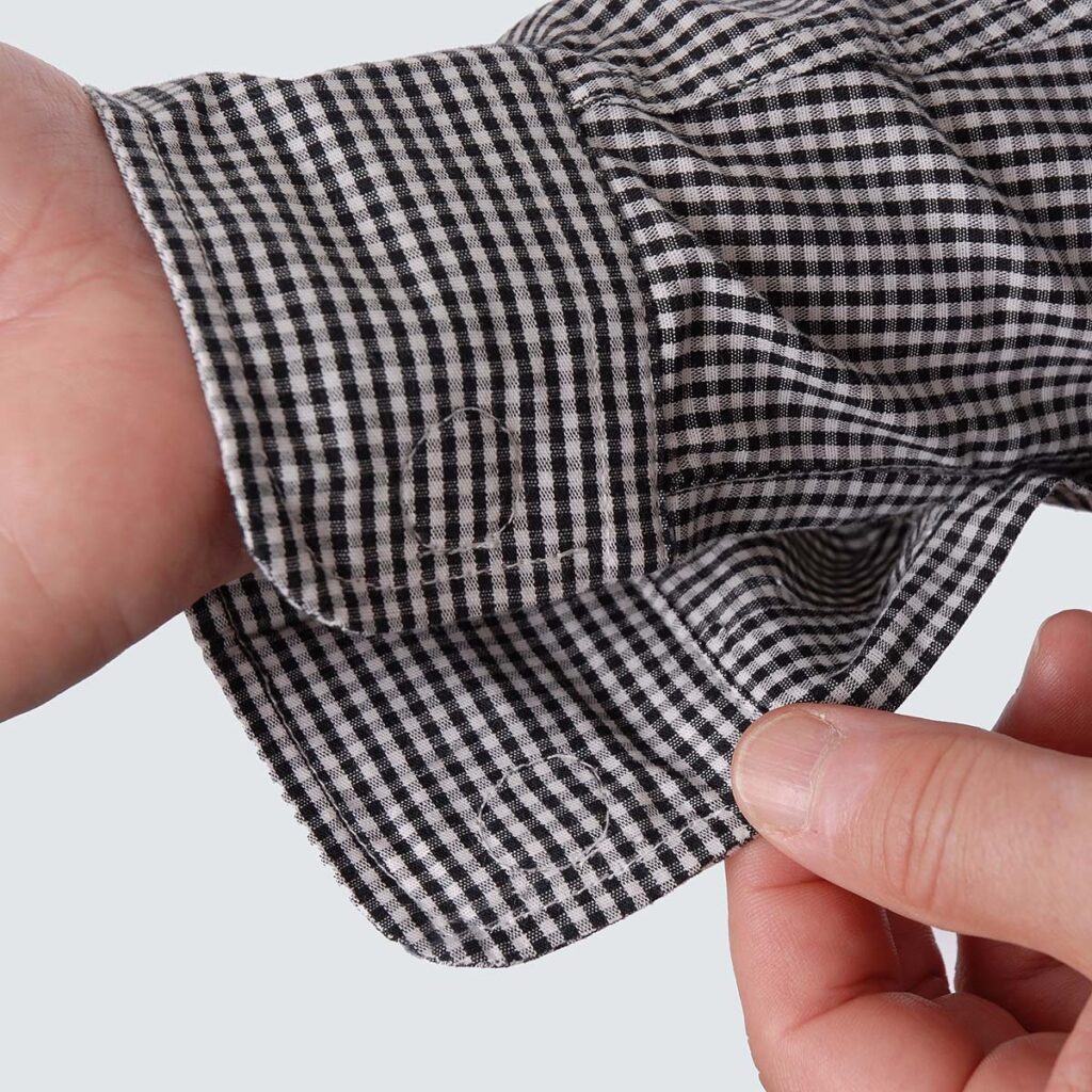 Men’s Magnetic Easy-Fastening Shirt by Evelyn & Wood – Adaptawear