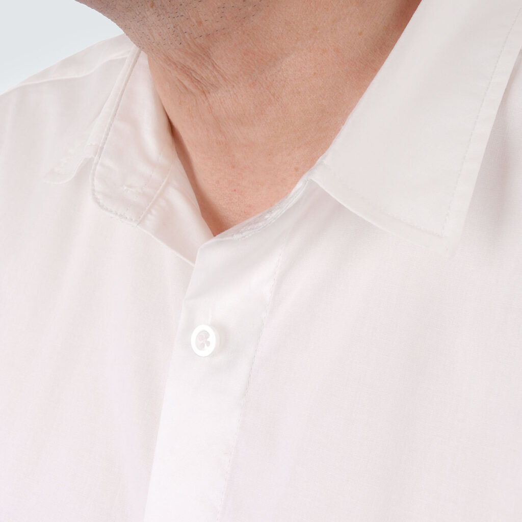 Men’s Magnetic Easy-Fastening Shirt by Evelyn & Wood – Adaptawear